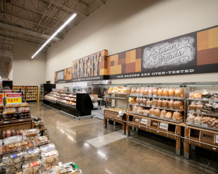 H-E-B in Round Rock unveils renovated store with upgraded departments ...