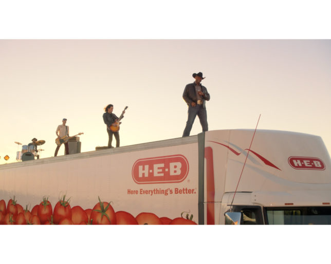 H-E-B 2018 Big Game Commercial Kicks off 5th Annual H-E-B Primo Picks ...