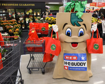 H-E-B opens second location in Kingwood - H-E-B Newsroom