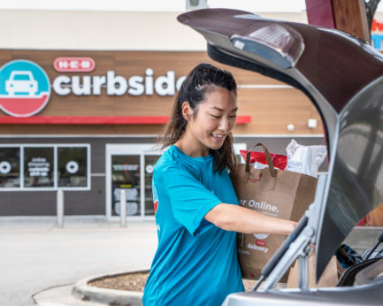 H-E-B Curbside and Home Delivery - H-E-B Newsroom