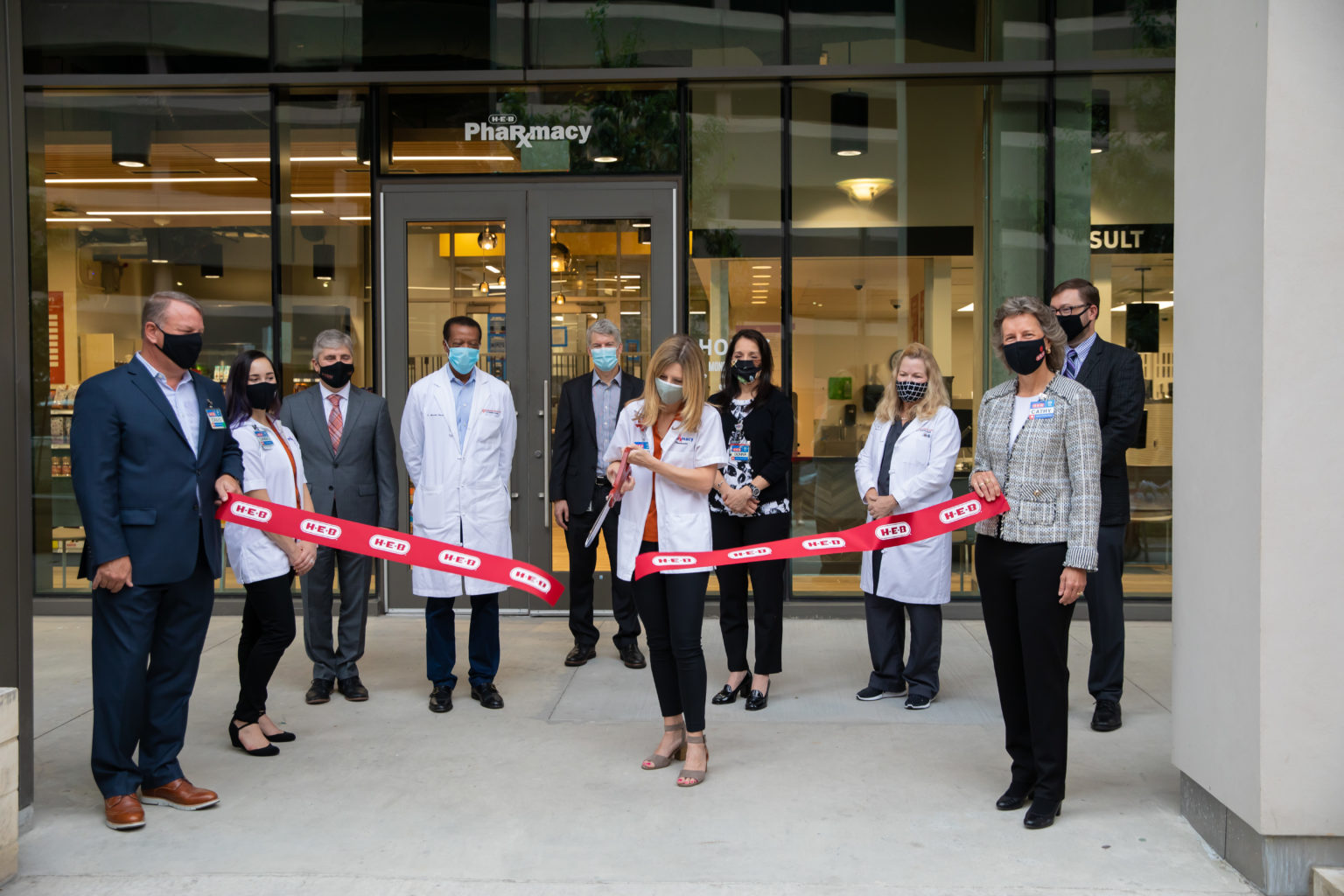 H-E-B opens new pharmacy at UT Health Austin in downtown Austin - H-E-B ...