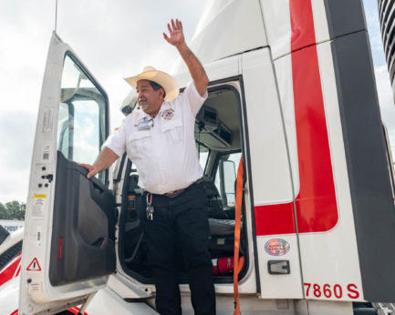H-E-B driver achieves 4 million consecutive safety miles behind the ...