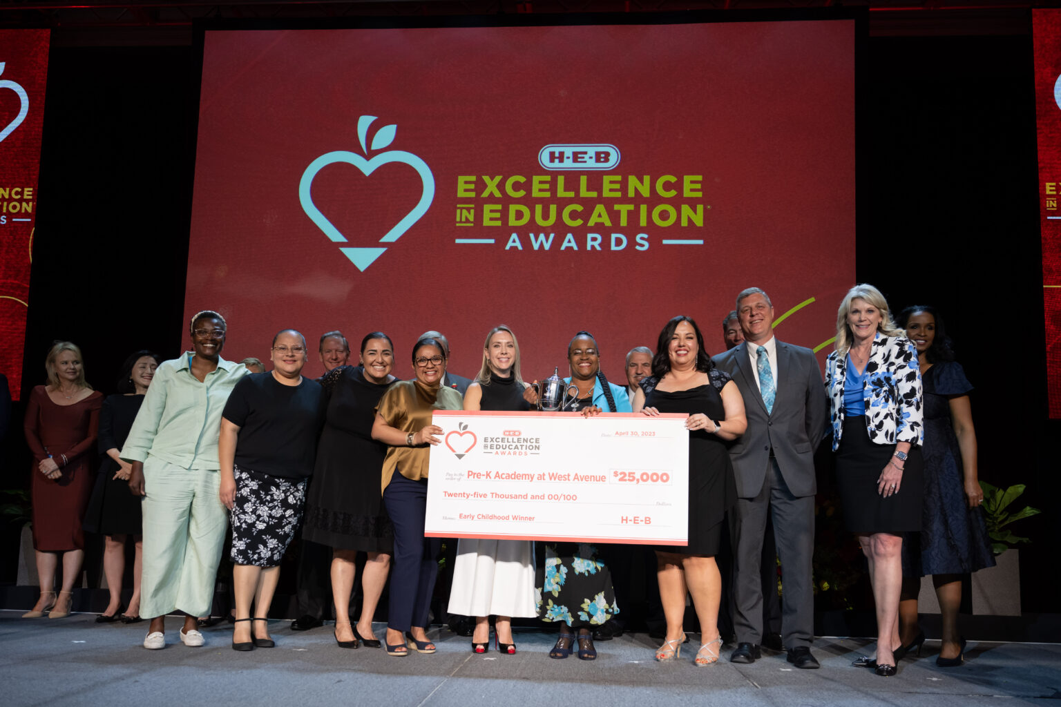 H-E-B announces 2023 Excellence in Education Award winners - H-E-B Newsroom